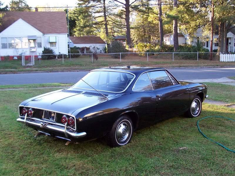 Couple pics of my 65 Corvair