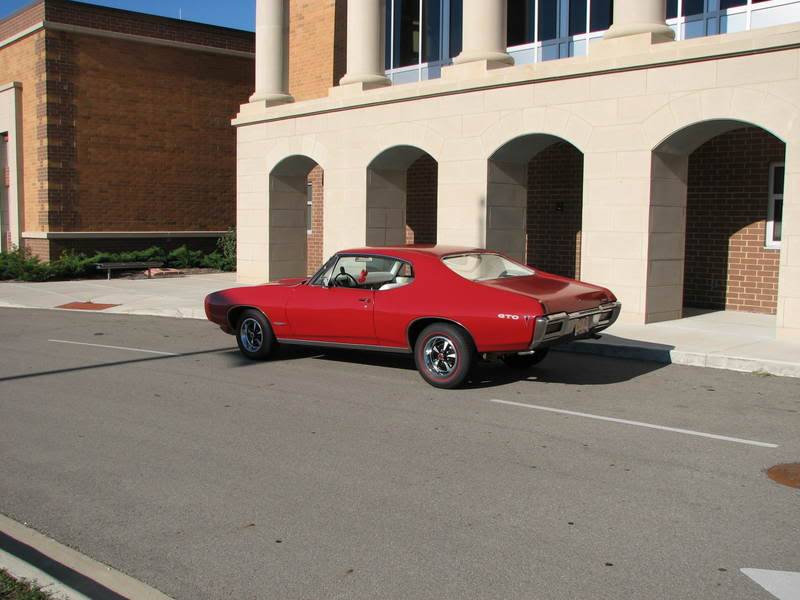 Some Pics Of My 68 GTO