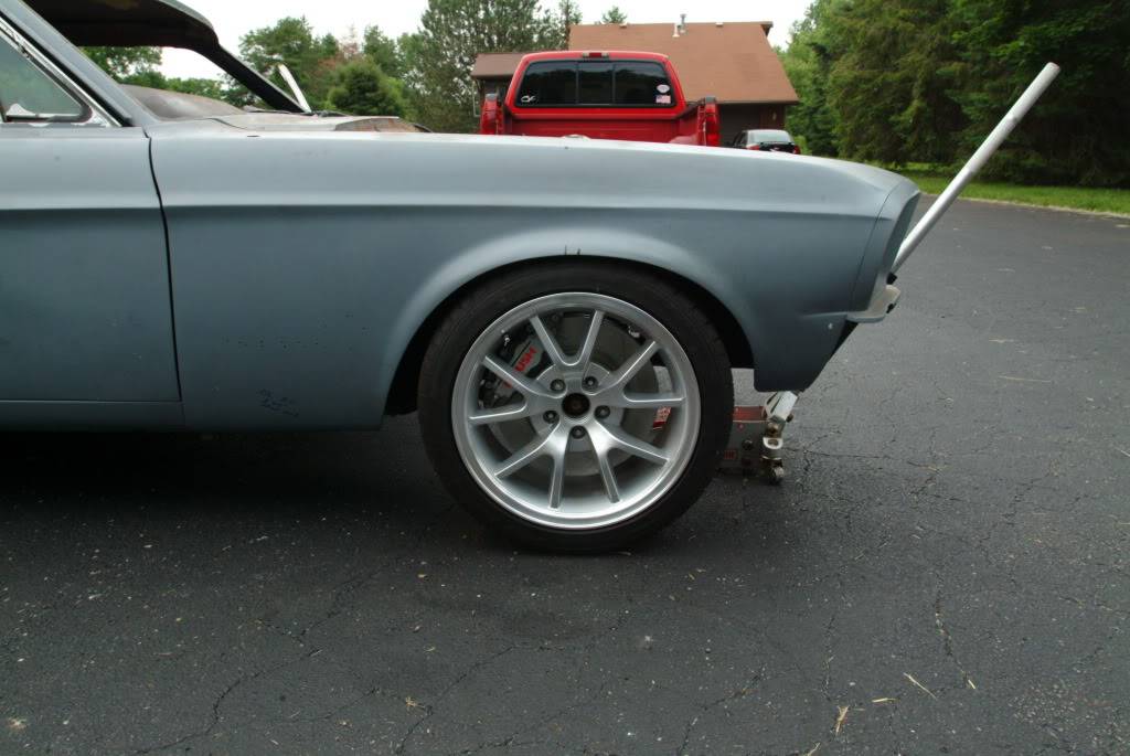 67 Mustang coupe pro touring set up