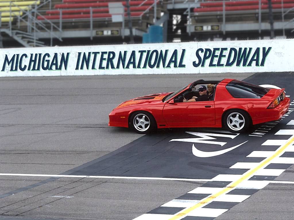 Lets see all the camaro's and firebirds!!!!!!!!!!!!!!!!!!!!! - Page 3