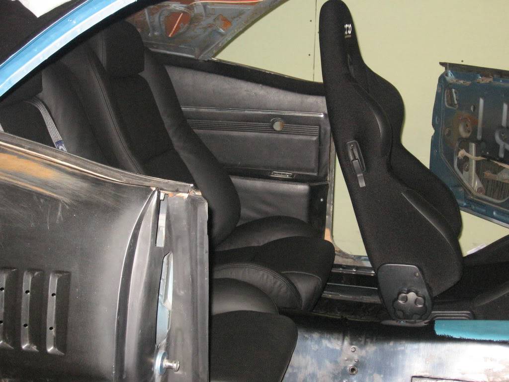06 GTO rear seat 68 firebird