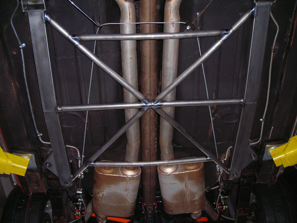 Panhard bar and subframe connectors on a '69 Camaro