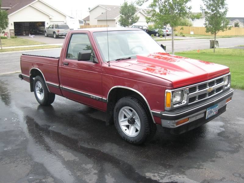 Post pics of your S10's!!!