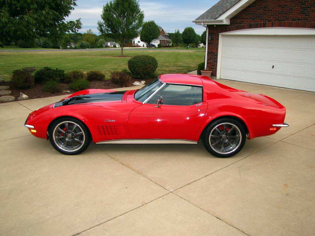 Rushforth Black Widows on 72 Corvette