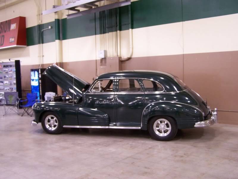 46 Pontiac "sleeper" - Page 6