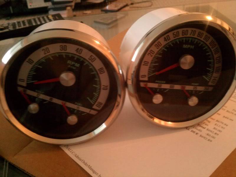 New Vintage USA Gauges.
