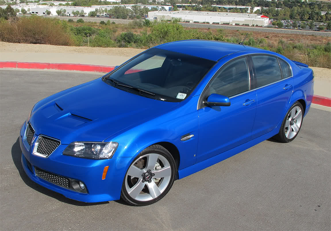2009 Pontiac G8 GT Sport - Low Miles - loaded