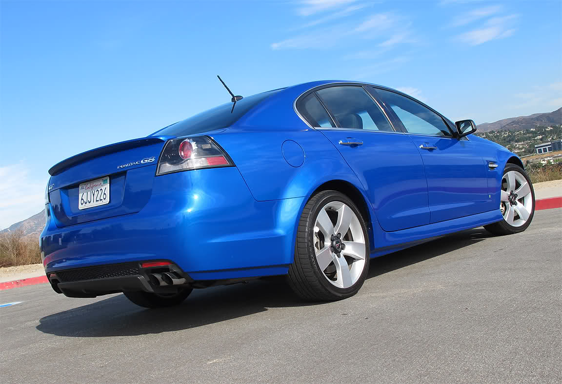 2009 Pontiac G8 GT Sport - Low Miles - loaded