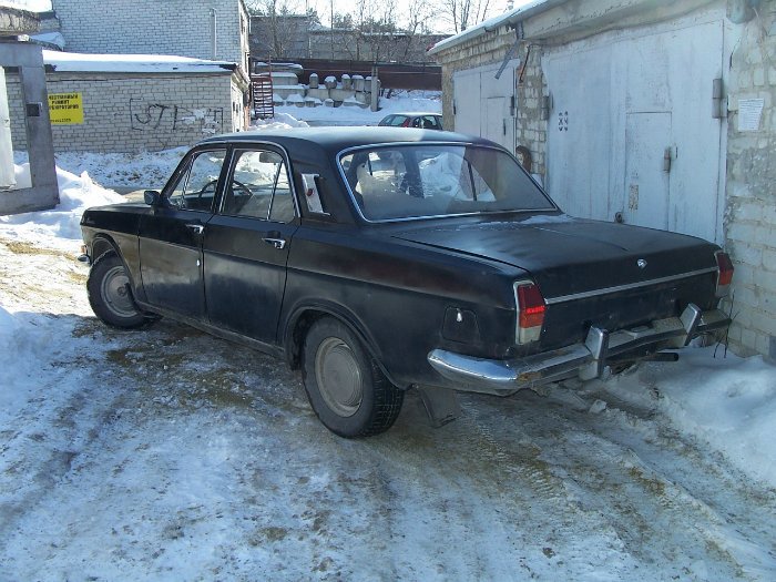 GAZ M24 "Volga" Russian build