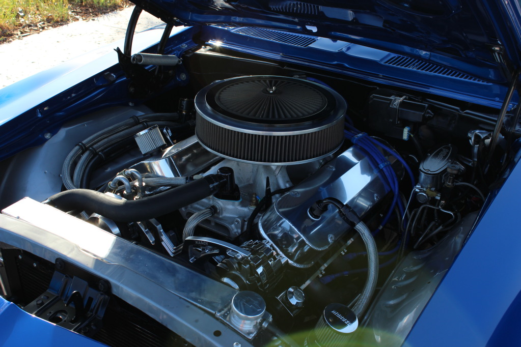 2 Tone paint.. Yeah or Nea