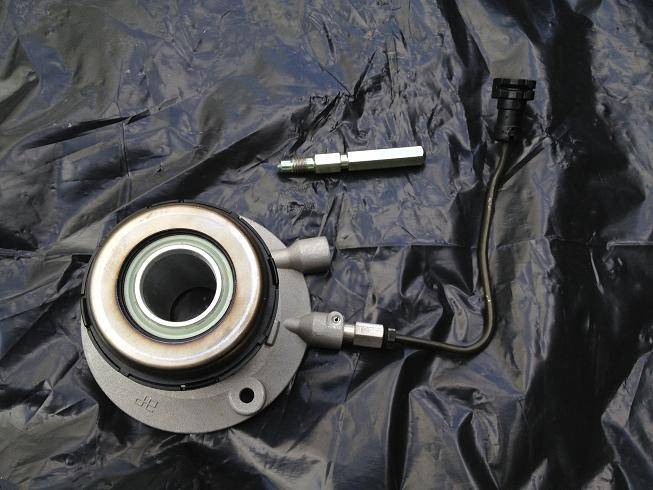 LS1 GTO slave cylinder to -4AN fitting