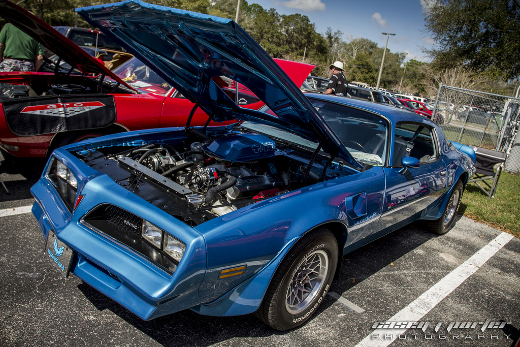 Wide Track Warriors Pontiac Car Show