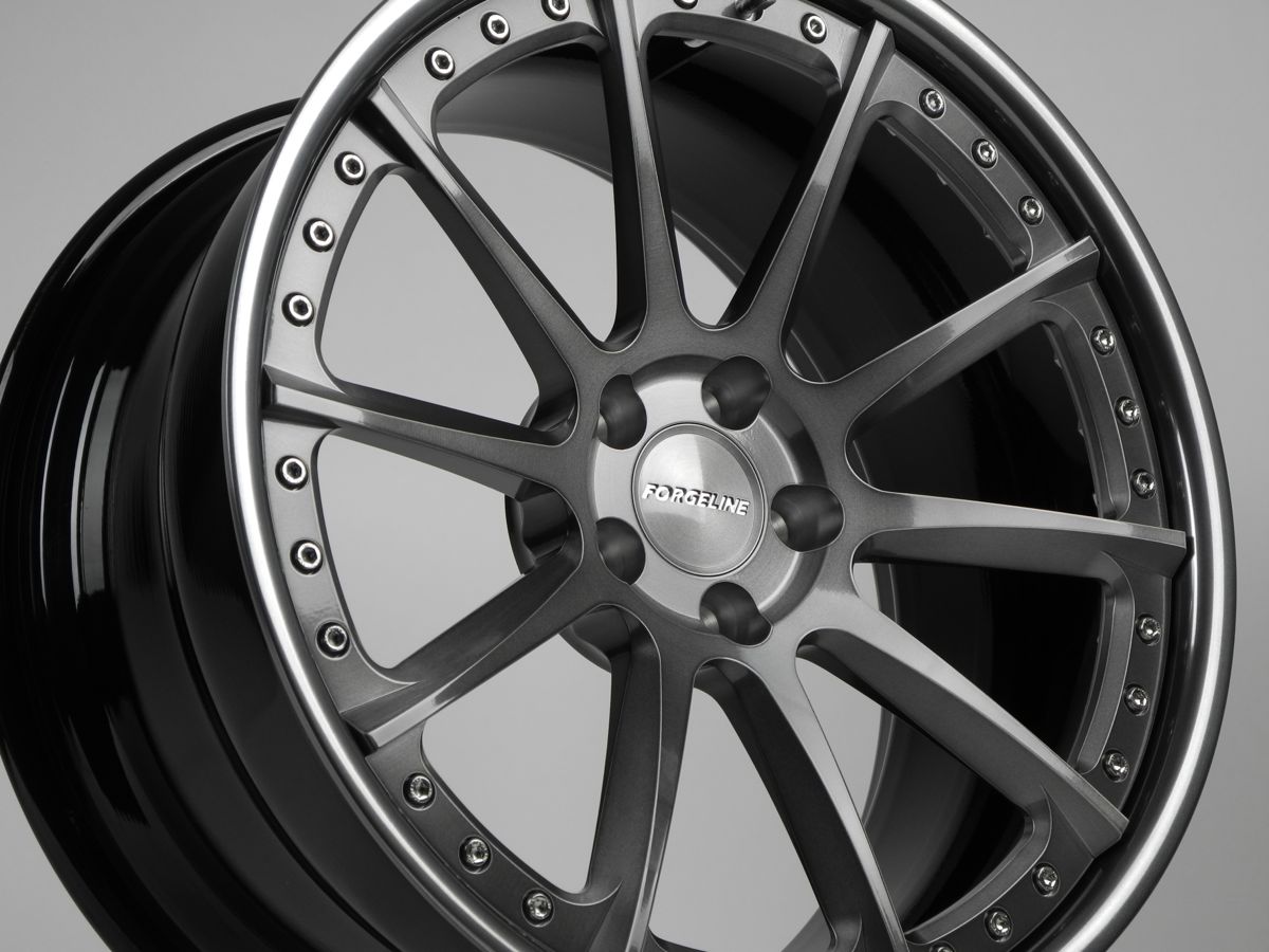 Forgeline RB3C in Transparent Smoke with Exposed Hardware