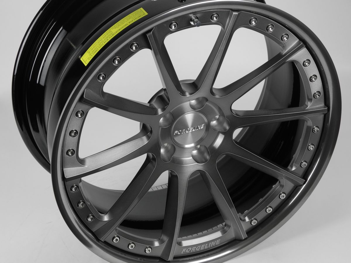 Forgeline RB3C in Transparent Smoke with Exposed Hardware