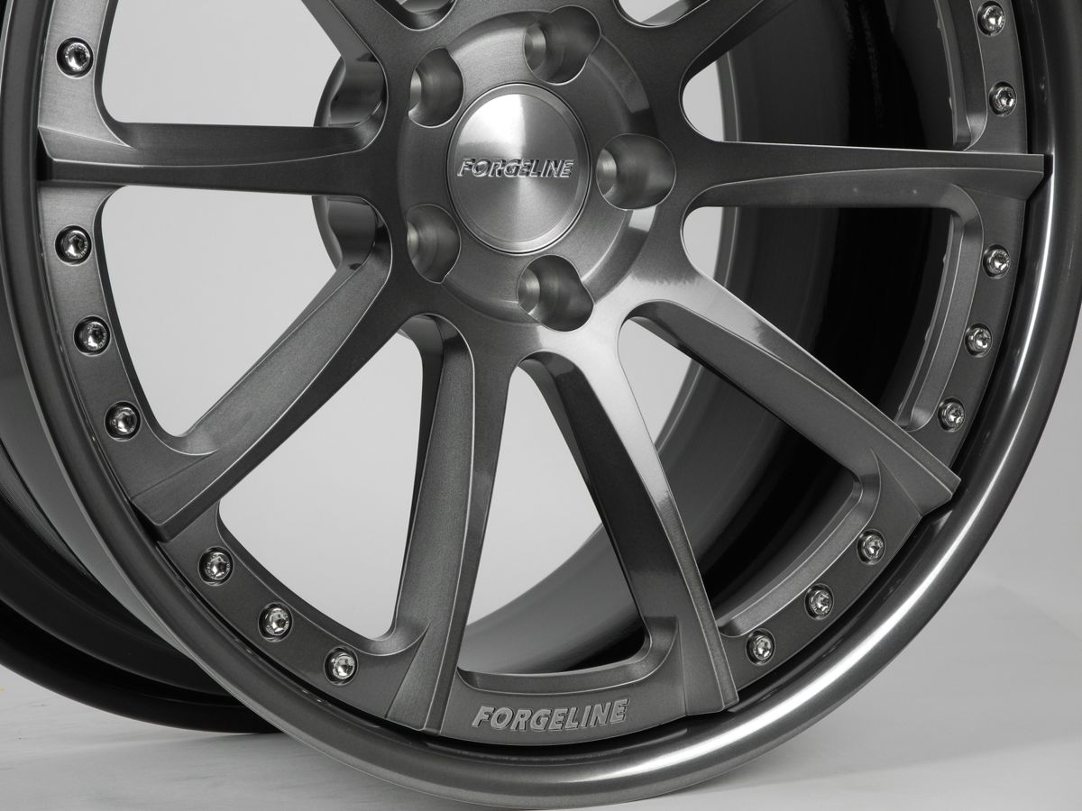 Forgeline RB3C in Transparent Smoke with Exposed Hardware