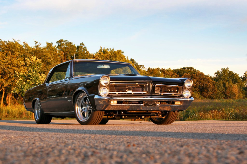 Roadster Shop's 1965 Pontiac GTO on Forgeline DS3 Wheels