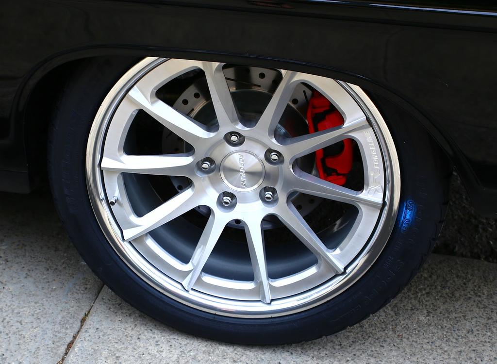 Bruce Mitchell's '67 Nova on 18-inch Forgeline RB3C Wheels