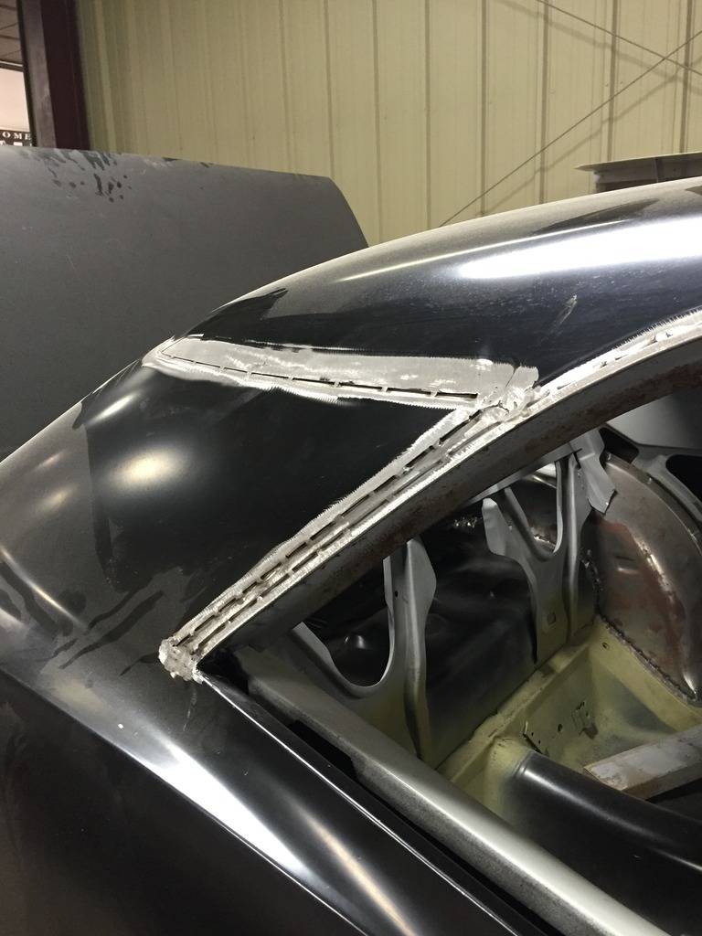 Factory lead filler on roof/quarter seam