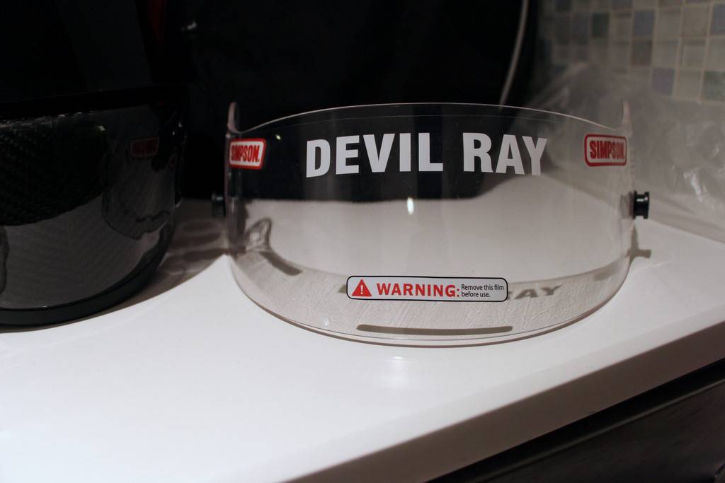 For Sale: Simpson Carbon Devil Ray Helmet $500