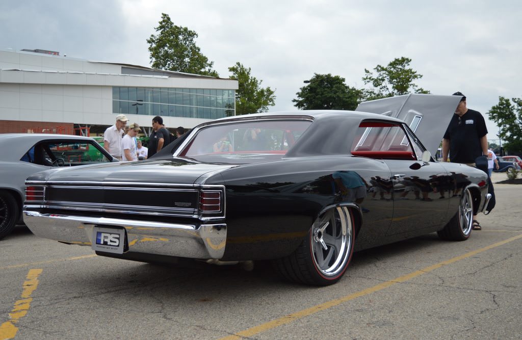 Roadster Shop's "Onyx" 1967 Chevelle on Centerlock Forgeline RS6 Wheels