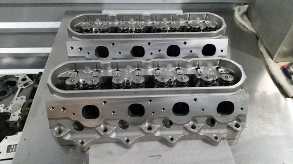 All aluminum RHS Tall Deck 454 w/ Texas Speed CNCed LS7 Six Bolt ...