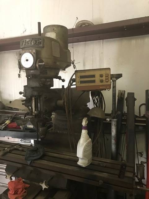 Victor Milling Machine