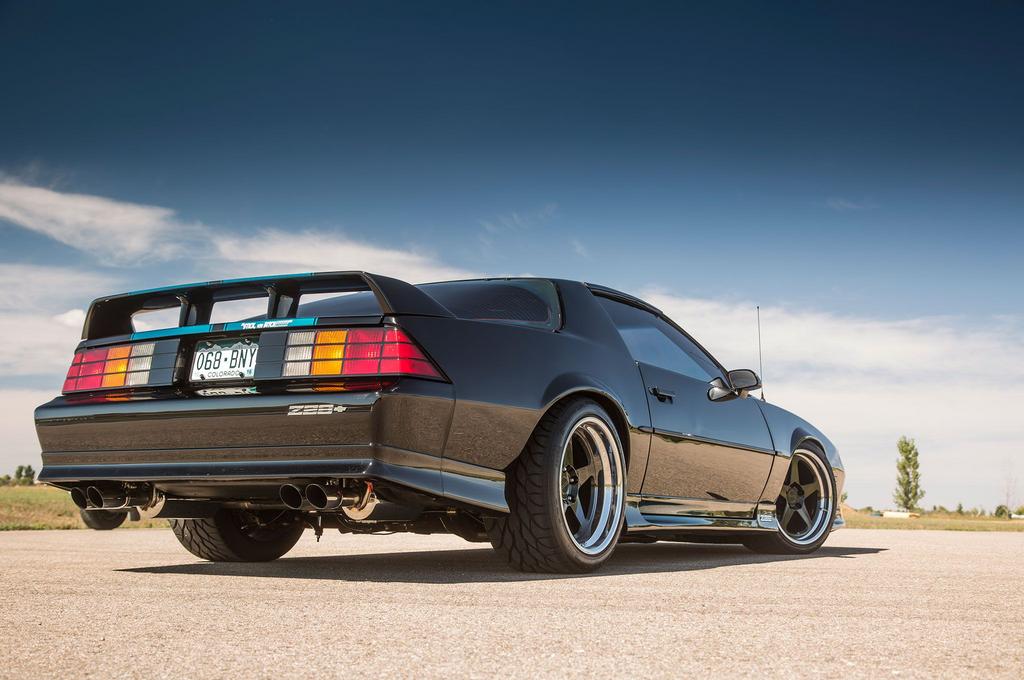 Brandon Pursley's 1991 Camaro Z28 on Forgeline FF3 Wheels