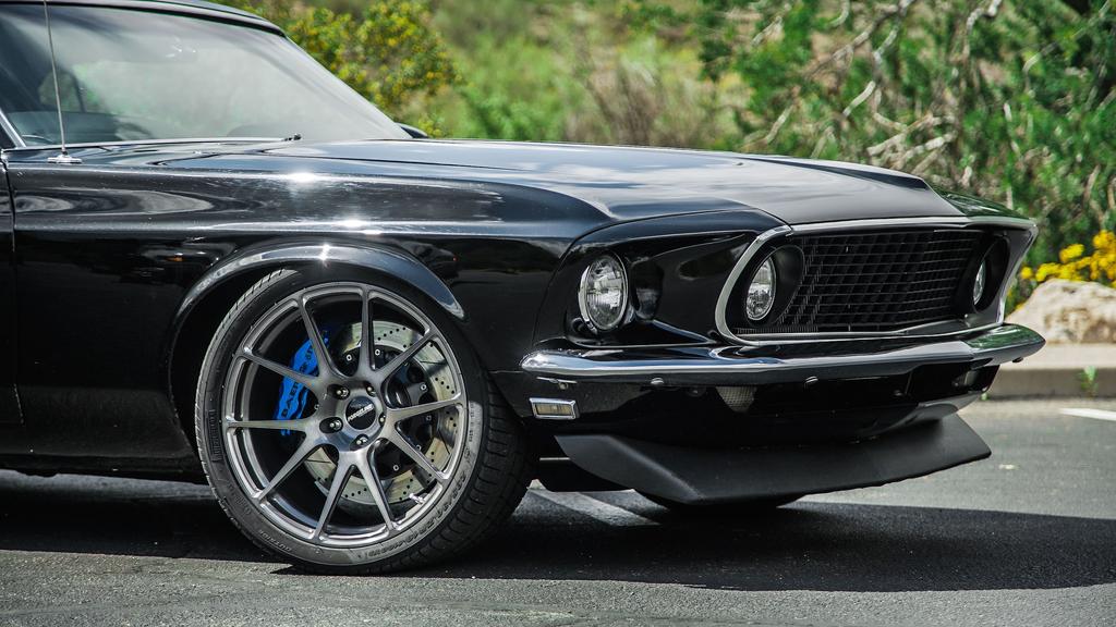 Hal Baer's '69 Mustang Mach 1 on Forgeline One Piece Forged Monoblock ...