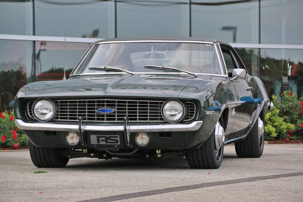George Poteet's 1969 Roadster Shop Camaro on Forgeline RS-OE1 Wheels