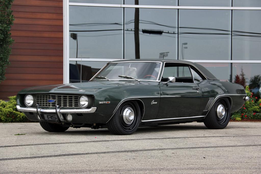 George Poteet's 1969 Roadster Shop Camaro on Forgeline RS-OE1 Wheels