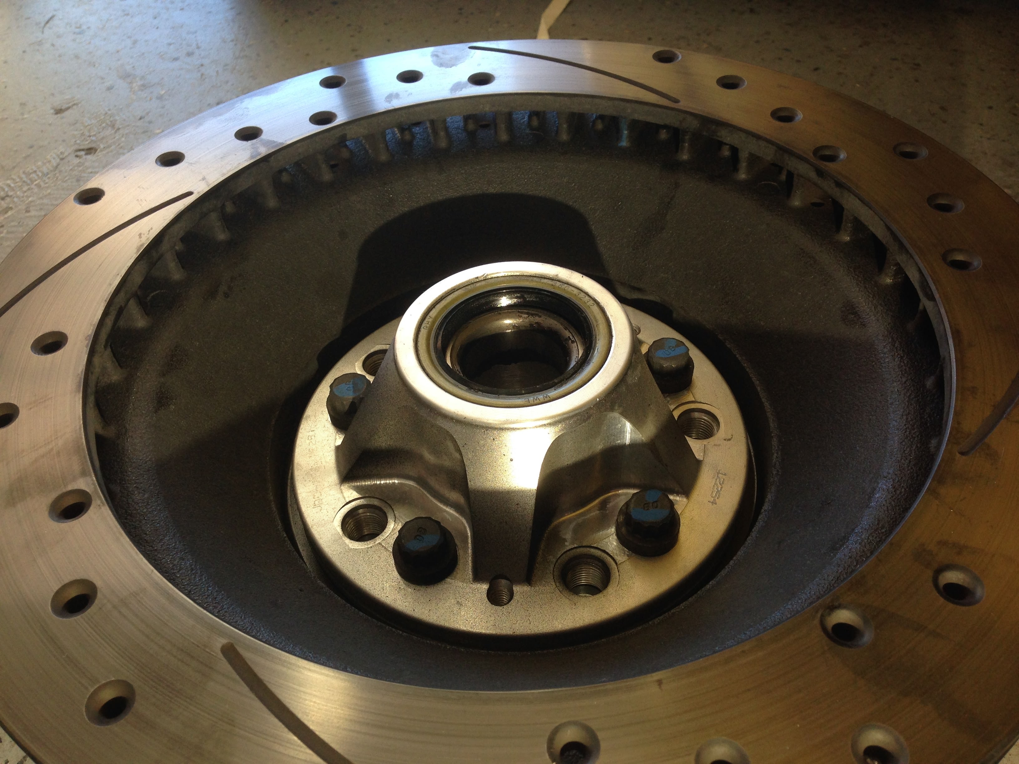 Wilwood Front Hubs - Front Wheel Speed Sensor