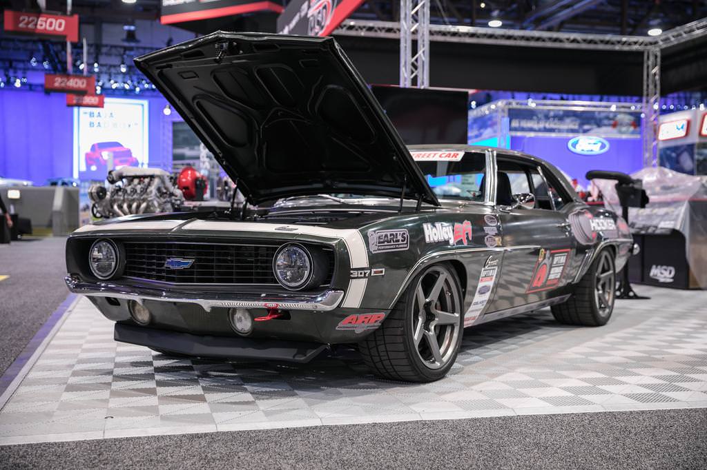 Mark Stielow's Gunner '69 Camaro on Forgeline Forged Monoblock CF1 Open ...