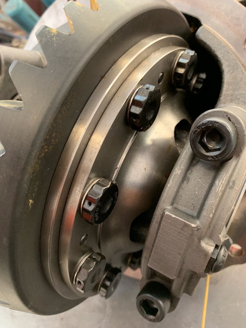 Brand new, never ran, Detroit Locker with 40# springs. 35 spline Ford 9".