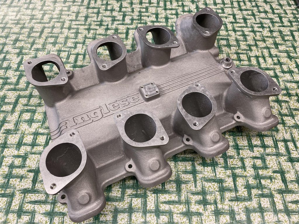 Inglese 8 Stack EFI/Carb Intake for LS3/Rectangle Port Heads