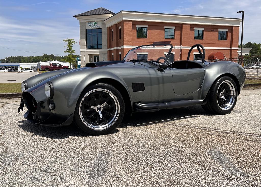 Downforce Motorsports Superformance Cobra 427 Mk3 on Forgeline Three ...