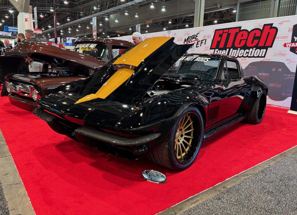 Nostalgia Hot Rods' "NightHawk" 1965 Corvette Stingray on Forgeline MS3C Wheels