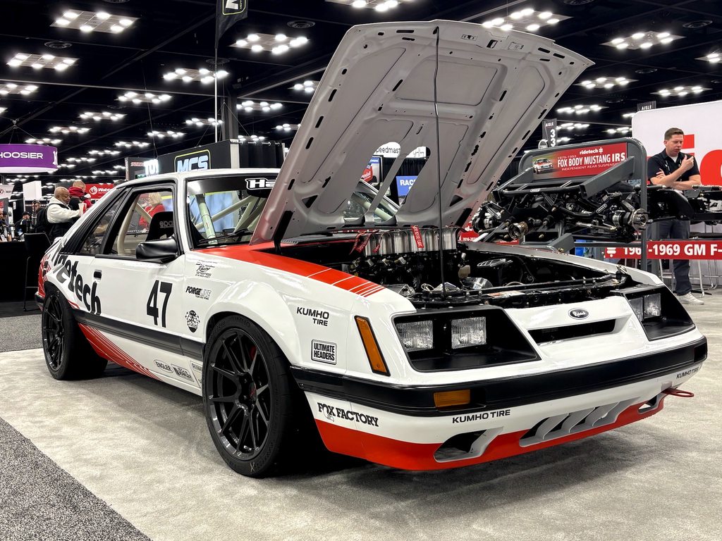 RideTech's 1985 Ford Mustang on Forgeline One Piece Forged Monoblock ...