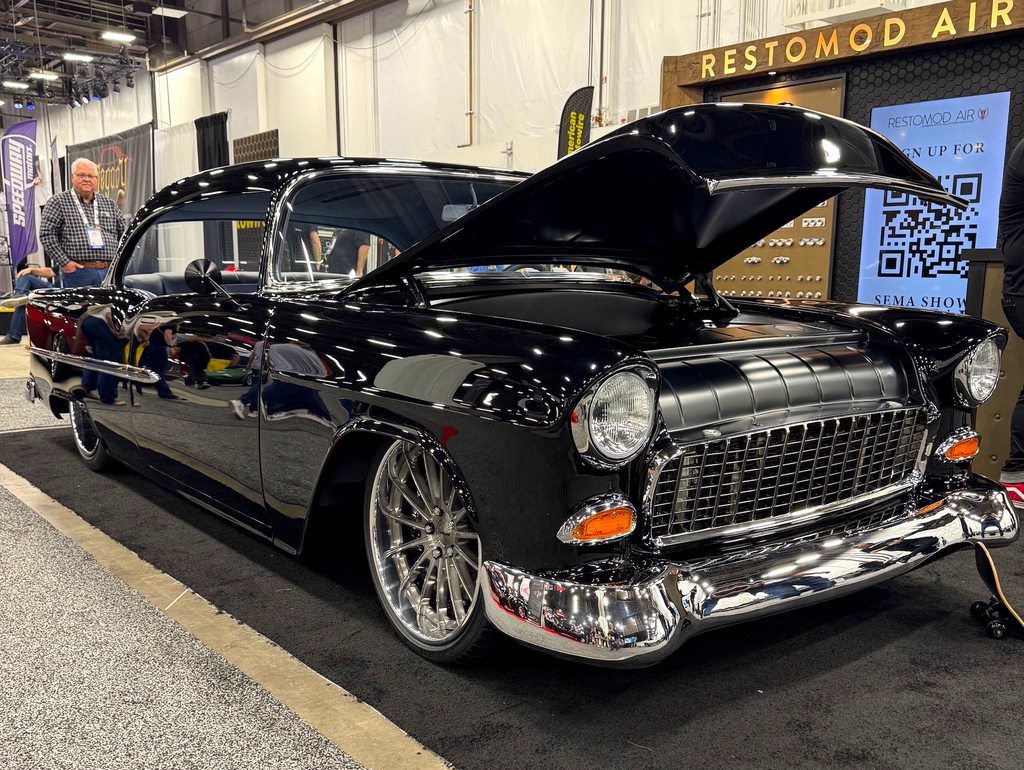 Mark Cochran's 1955 Chevrolet Bel Air on Forgeline Forged Three Piece MS3C Wheels